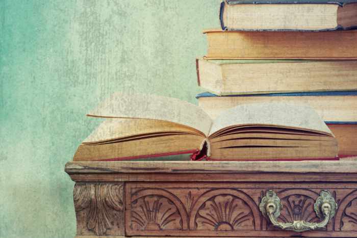 book-thumbnail | Love Lives On