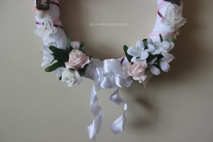 Make Your Own Memory Wreath | Easy Craft!